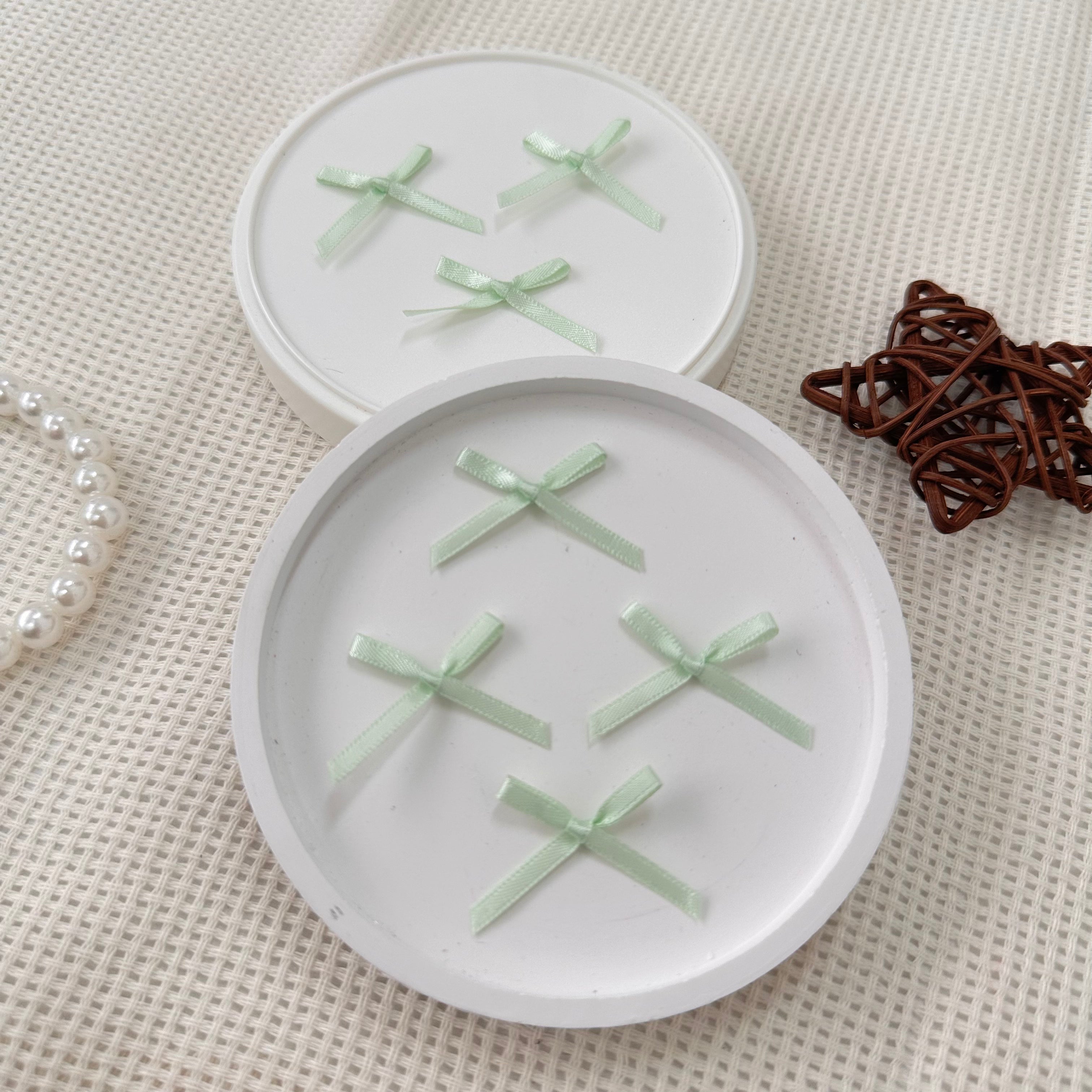 3cm Mini Satin Ribbon: Fruit Green – Memo's Art House